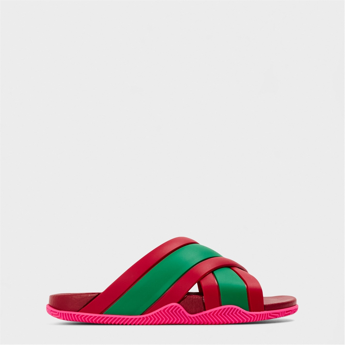 GUCCI | Kids Pool Shoes | Kids | Crlnw Shmcrl | Flannels