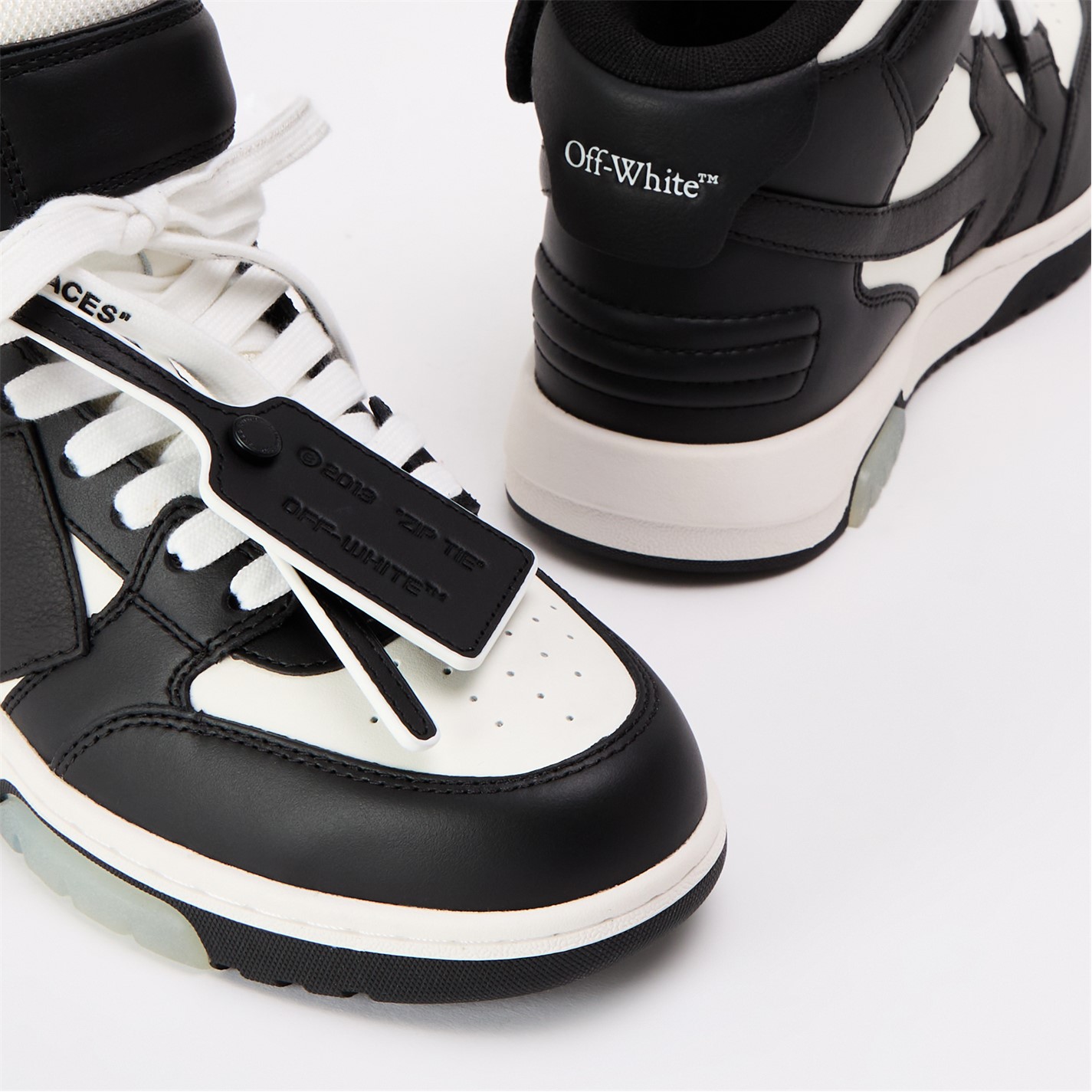 OFF WHITE | Women's Low Trainers | Women | White/Black | Flannels
