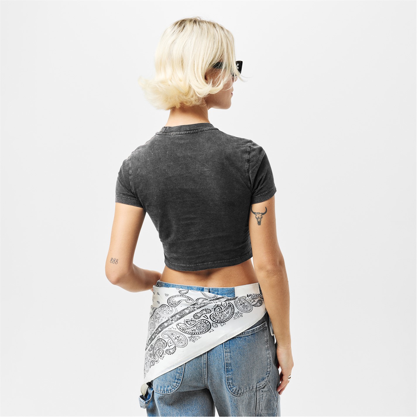 OFF WHITE | Women's Marble Cropped Fitted Baby Tee | Women | Black ...