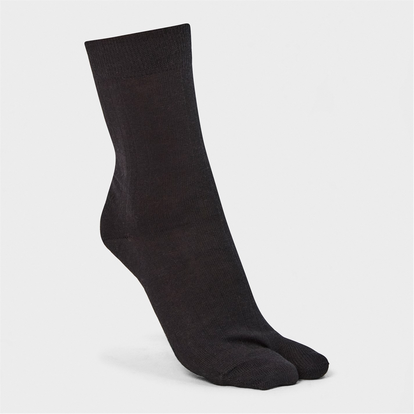 MAISON MARGIELA | Women's Tabi Split-Toe Fine Knit Ankle Socks | Women ...