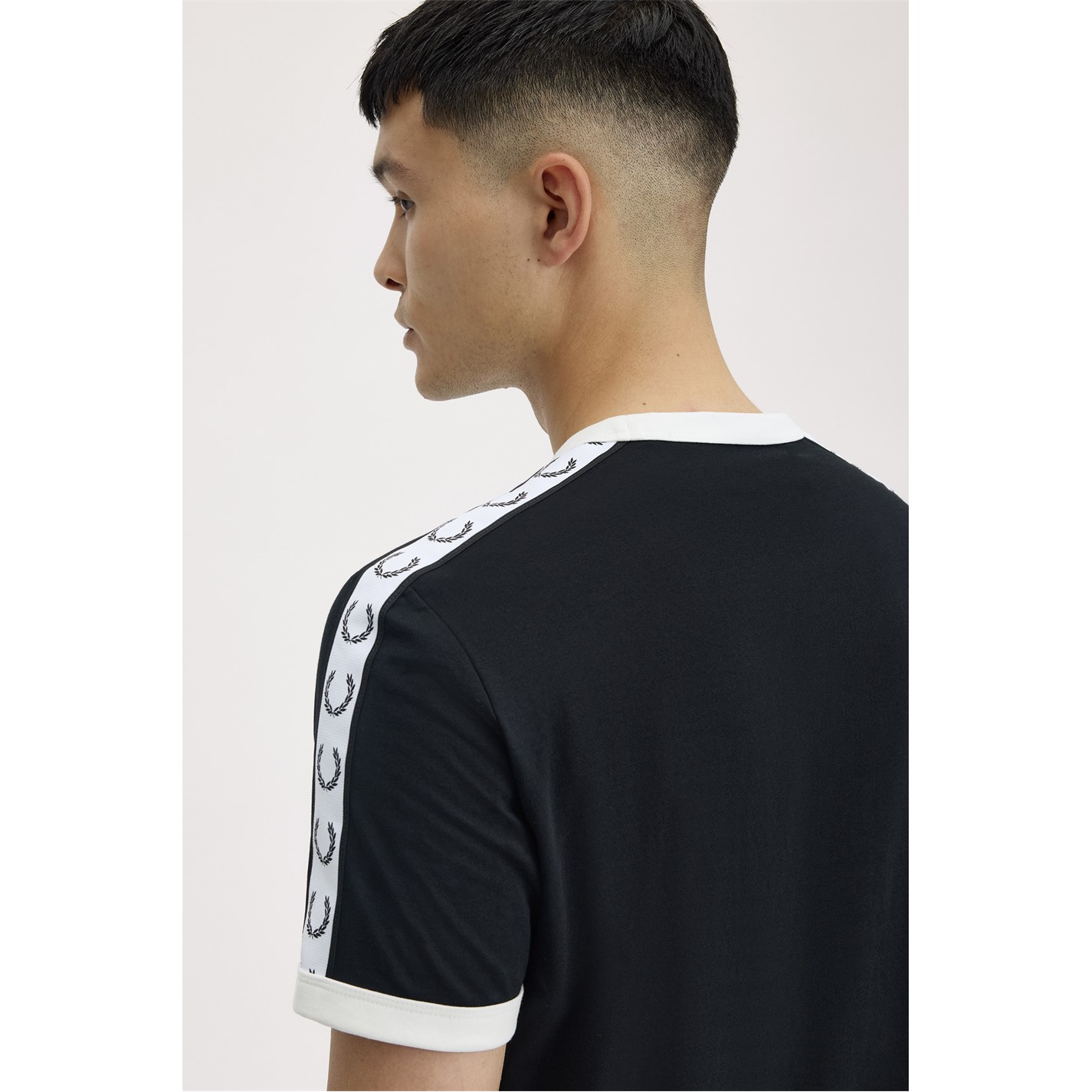 Fred Perry | Tee | Men | Regular Fit T-Shirts | Flannels