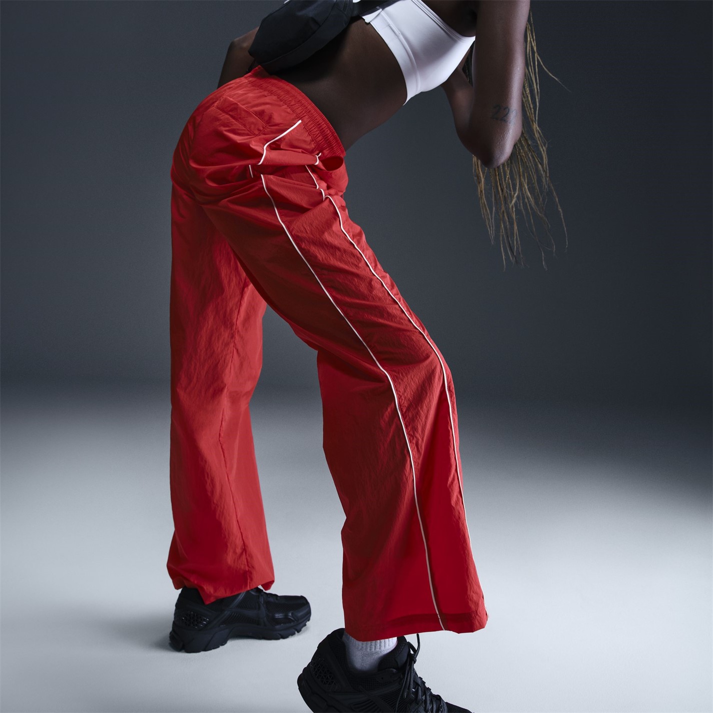 NIKE | Wide Jogging Bottoms | Women | Red/Sail | Flannels