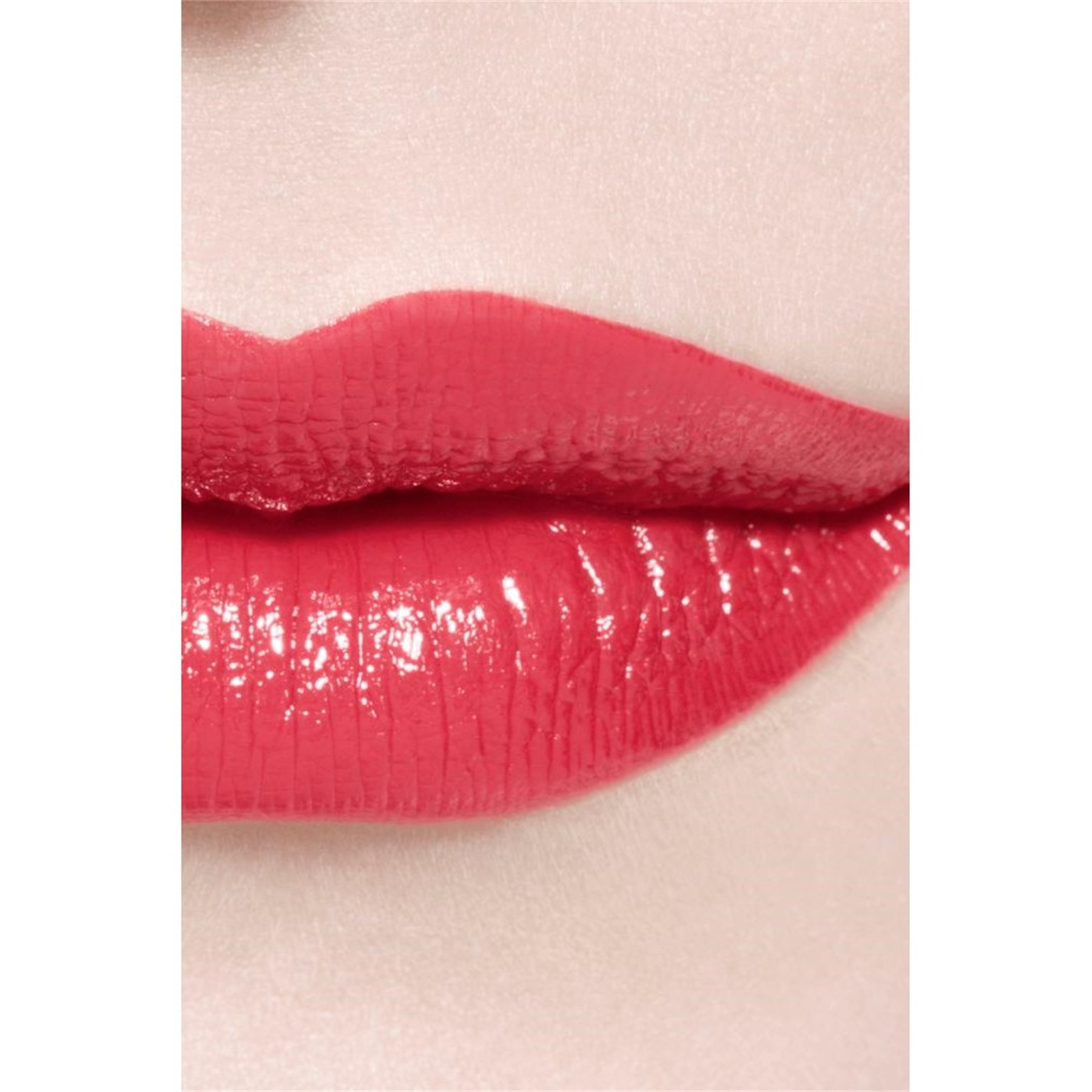 CHANEL | ROUGE COCO BLOOM Hydrating And Plumping Lipstick. Intense ...